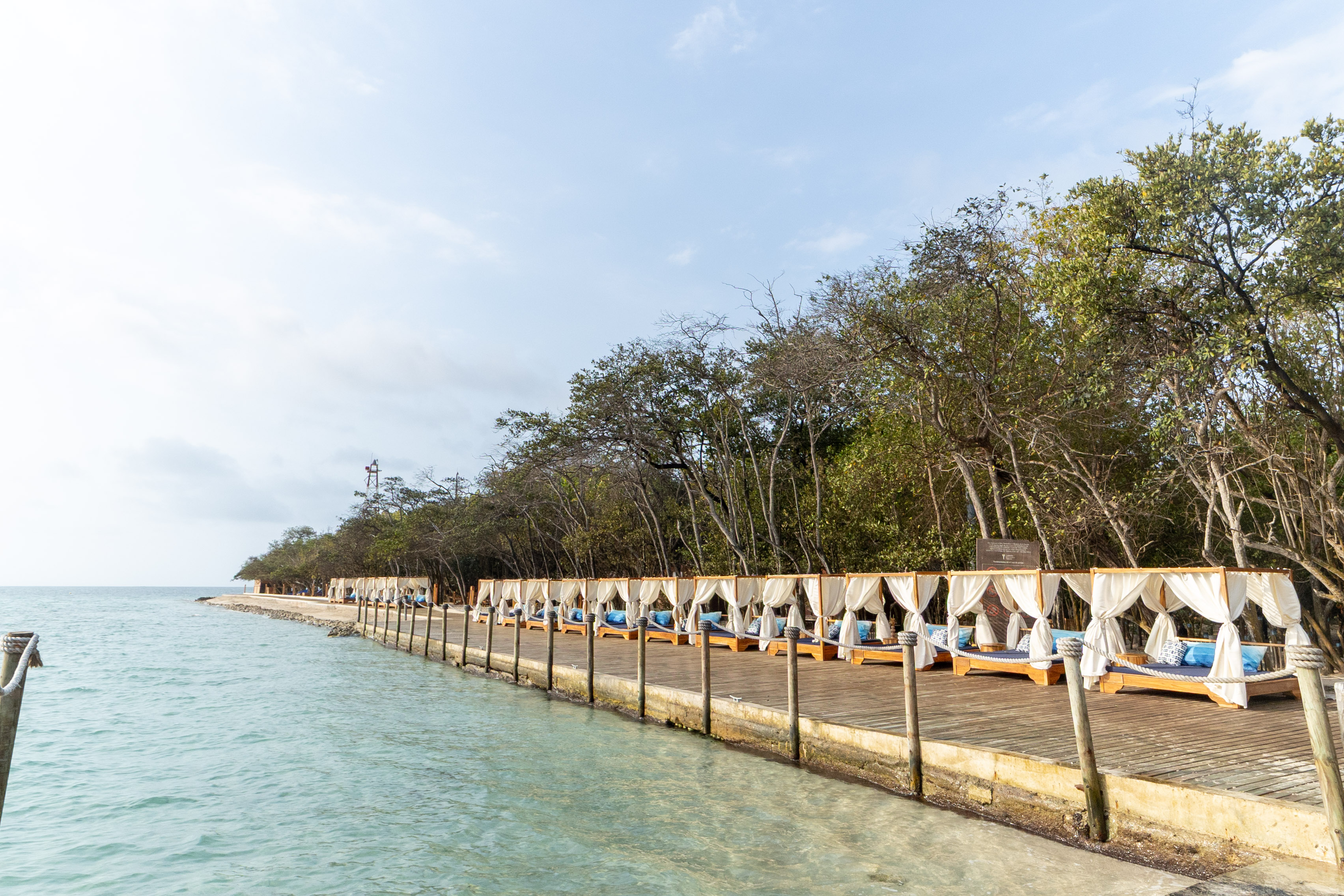 Corona Island, discover this paradise